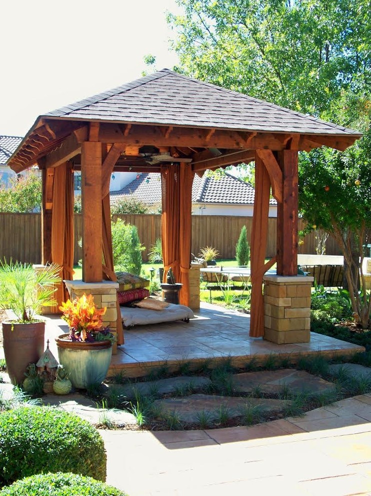 Pergola - Clásico - Patio - Dallas - de Landscape Studio | Houzz
