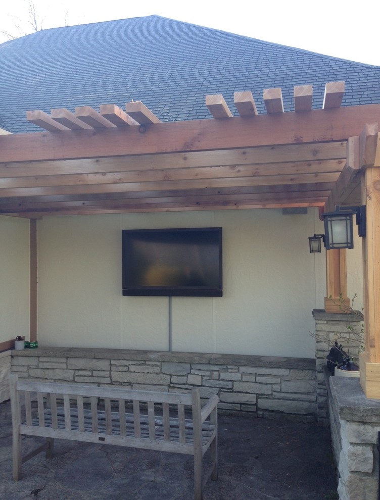 Pergolas - Farmhouse - Patio - Chicago - by Elemental Landscapes, Ltd ...