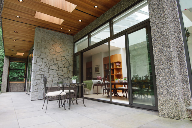 Phantom Manual Retractable Screens - Traditional - Patio - Minneapolis ...