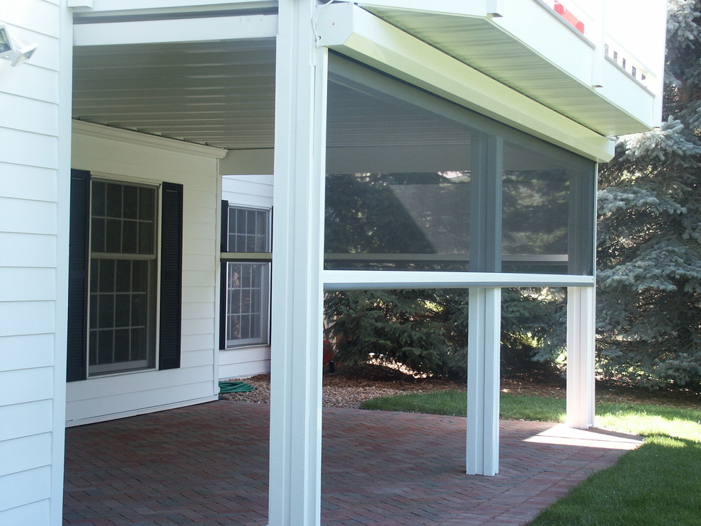Phantom Retractable Screens Under Deck - Traditional - Patio ...