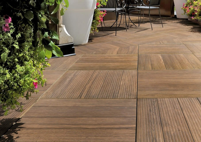 Porcelain Tile Patios and Pool Decks - Patio - Chicago - von APS All ...