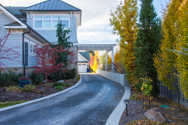 Posh Porte-cochère with Backyard Pergola & Bench Swing - Craftsman ...
