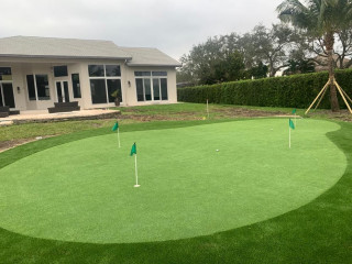 PRIVATE PUTTING GREEN + LANDSCAPE DESIGN - Modern - Patio - Miami - by ...