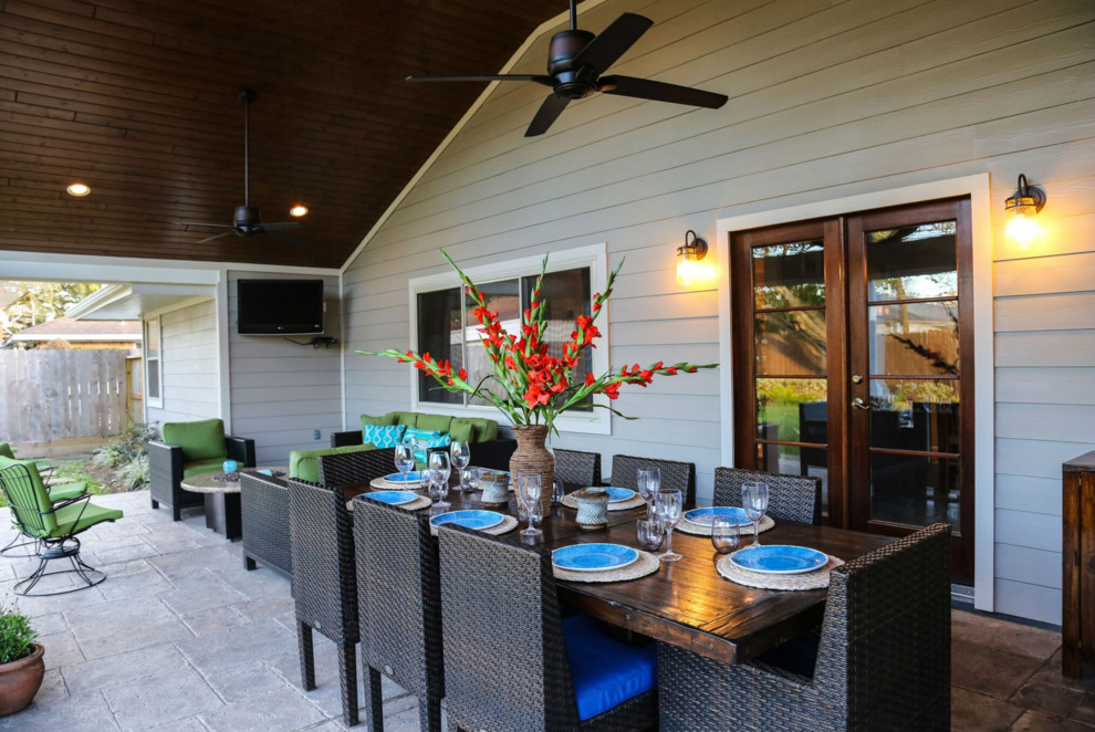 Project of the Month: January 2017 - Traditional - Patio - Houston - by ...