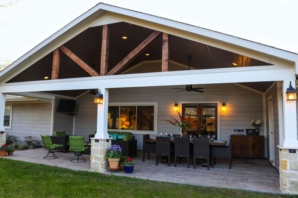 Project of the Month: January 2017 - Traditional - Patio - Houston - by ...