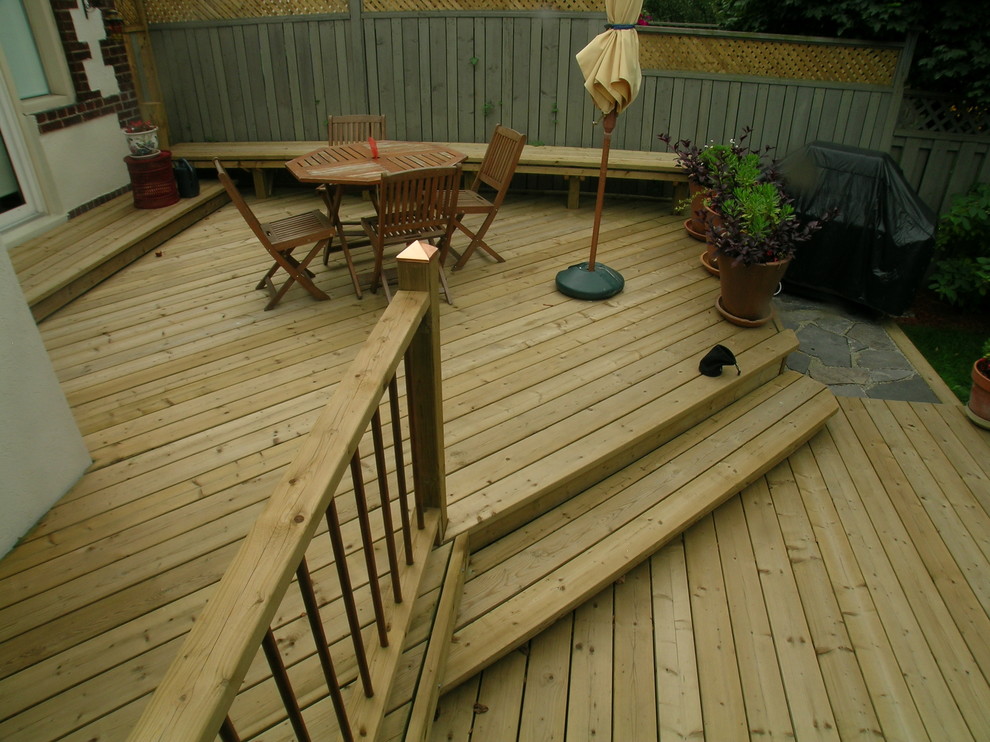 PT Deck - Traditional - Patio - Toronto - by WG Contracting | Houzz