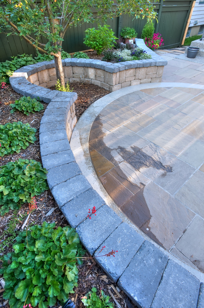 Quaint Living - Traditional - Patio - Calgary - by VisionScapes | Houzz