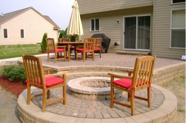 raised patios - Traditional - Patio - Detroit - by Apex Landscape and ...