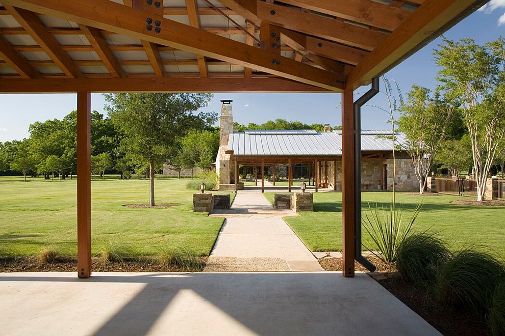 Ranch House - Rustic - Patio - Austin - by Foursquare Builders | Houzz
