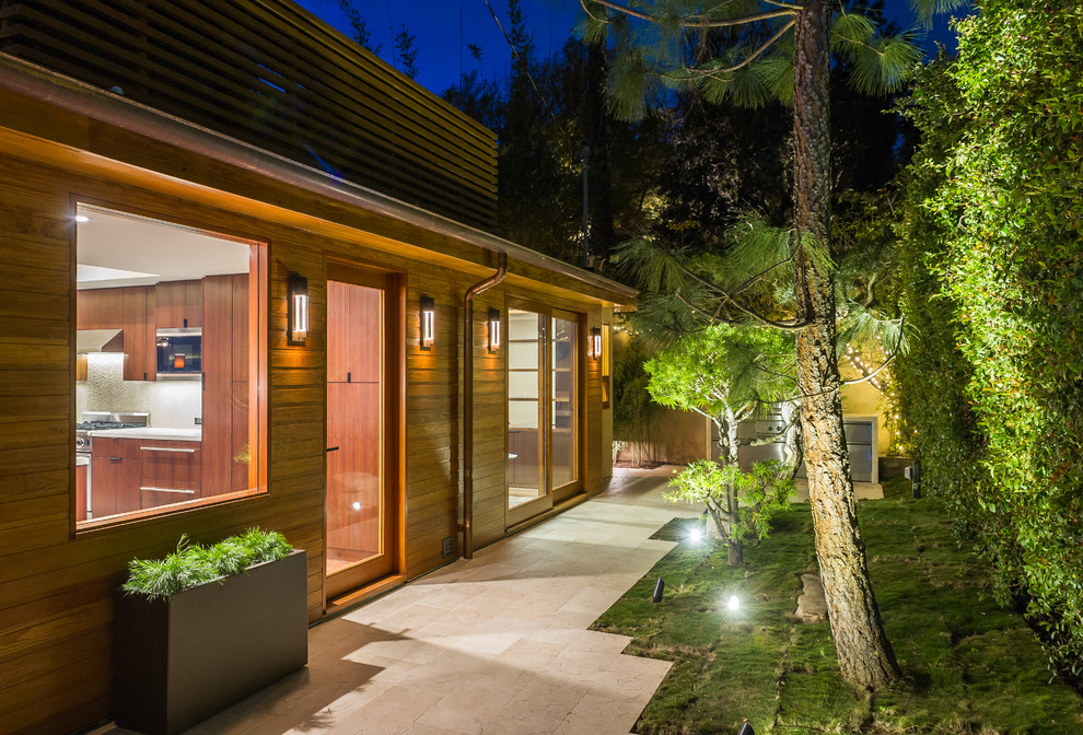 Rear Yard - Southeast View - Modern - Patio - Los Angeles - by Krueger ...