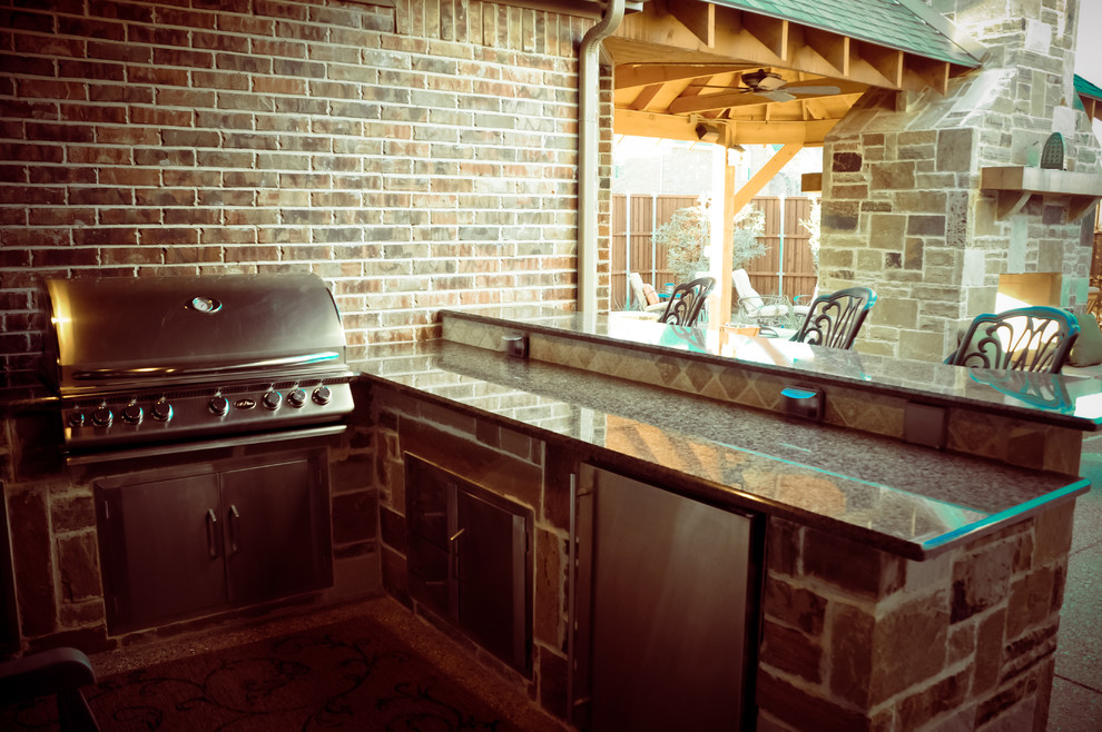 Relaxing Patio - Rustic - Patio - Dallas - by Bill Kennedy Landscape ...