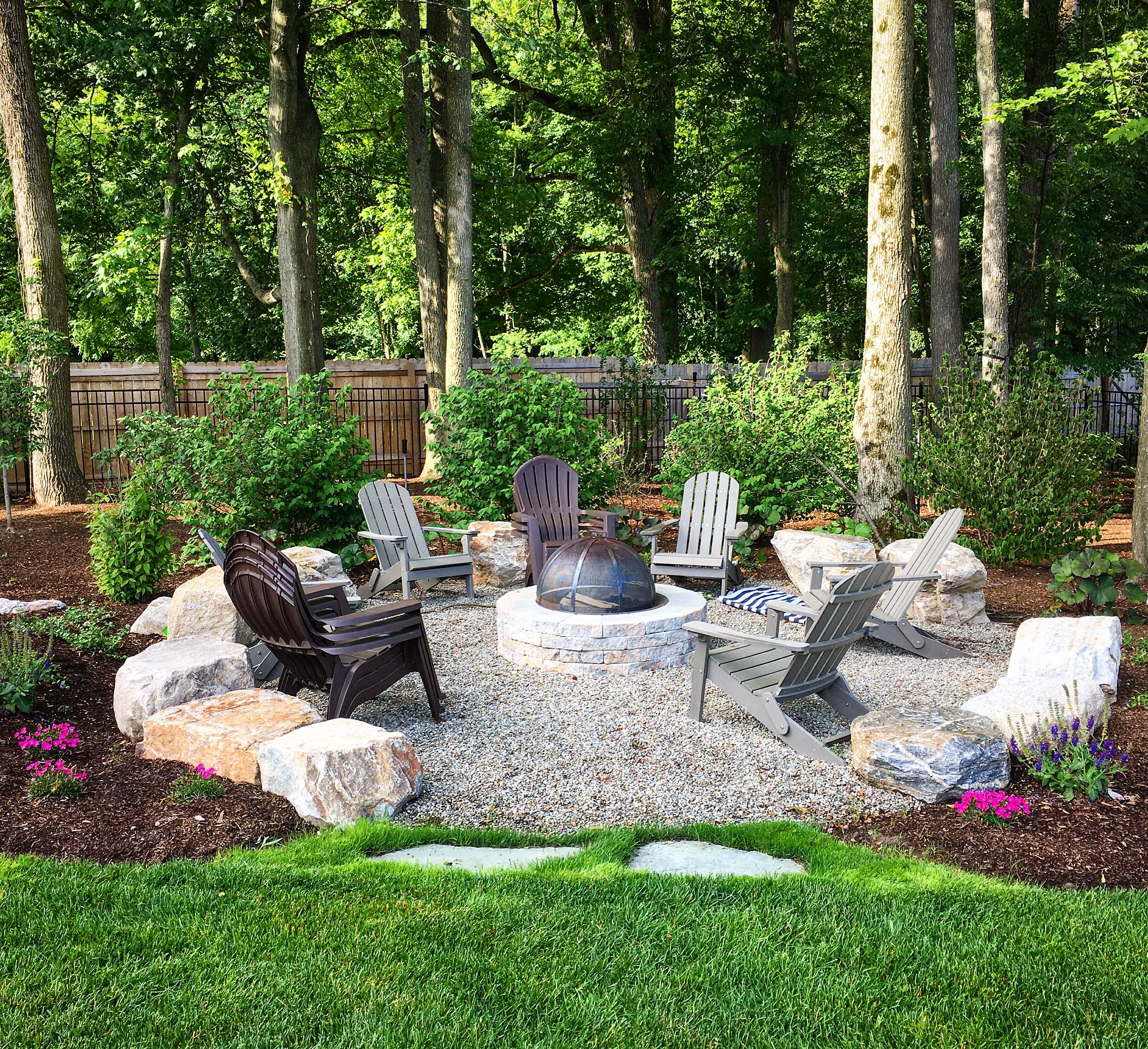 Rustic Outdoor Living Backyard Ideas