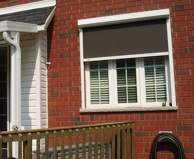 Retractable Screens - Patio - Toronto - by Jans Awning Products | Houzz