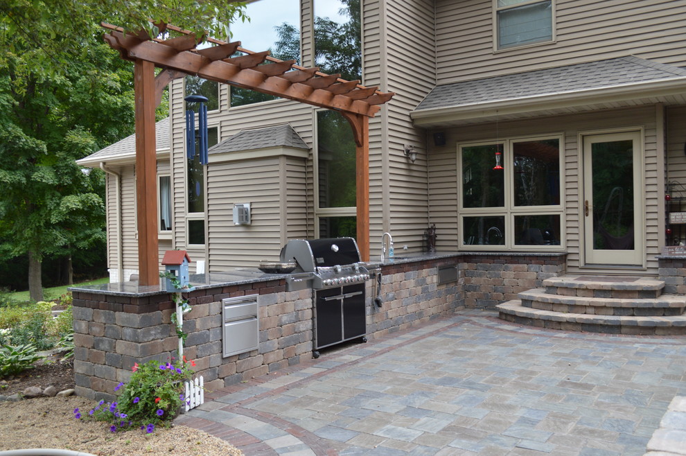 Richcliff patio, Quarrystone walls, firepit and kitchen - Patio ...