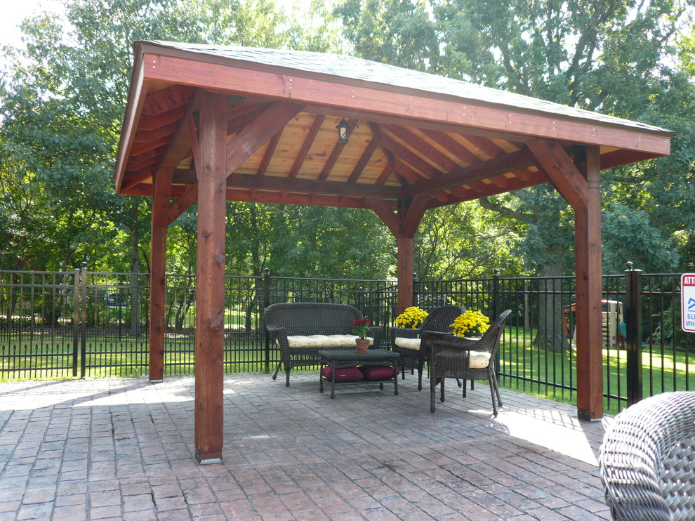 screen rooms and pavilions - Traditional - Patio - Chicago - by Barnett ...