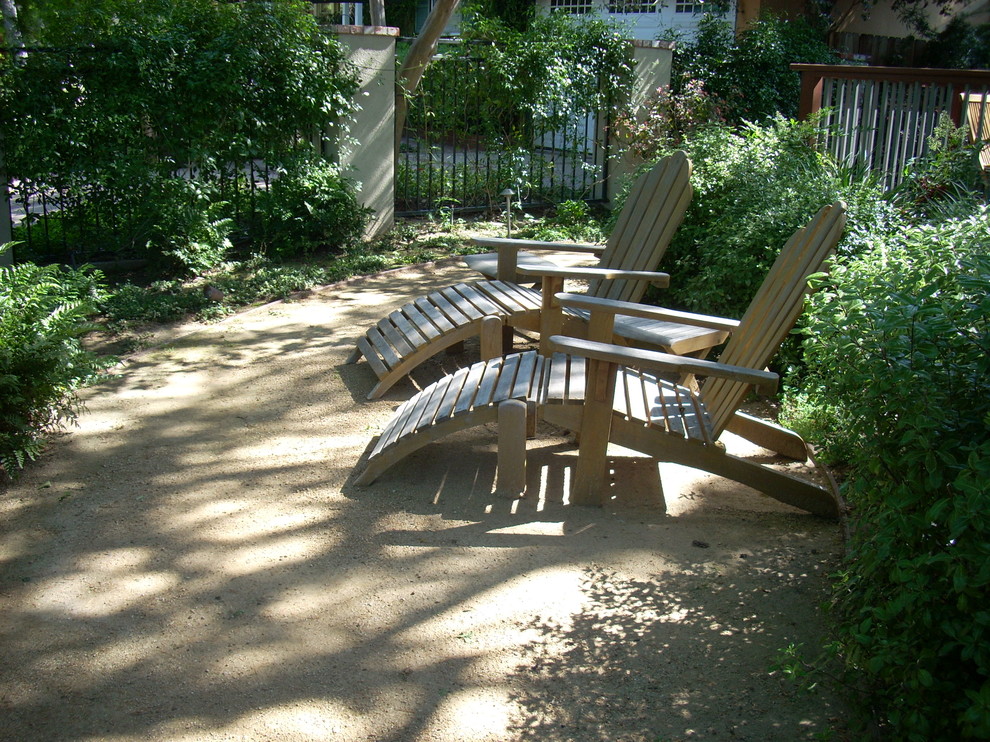 Sitting areas - Traditional - Patio - Los Angeles - by Larson ...