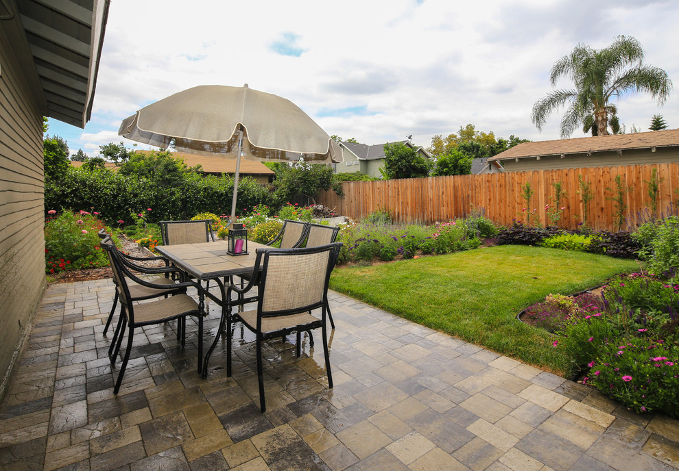 Small Backyard Patio and Landscape - Patio - Los Angeles - by Picture ...
