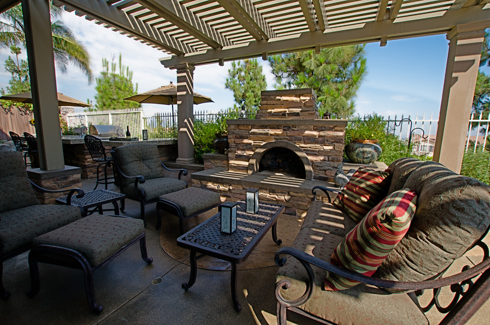 Small Mediterranean Garden with Entertainment Features - Mediterranean ...