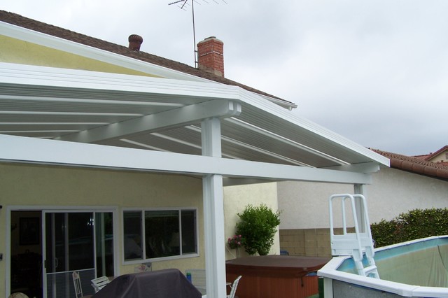 Solid Roof patio covers - Clásico - Patio - Orange County - de Ocean ...