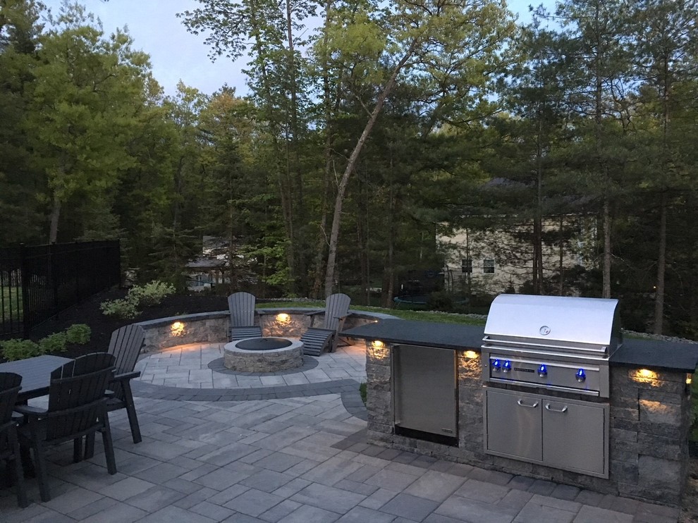 Stonepost Patio - Traditional - Patio - Manchester - by Design Works ...