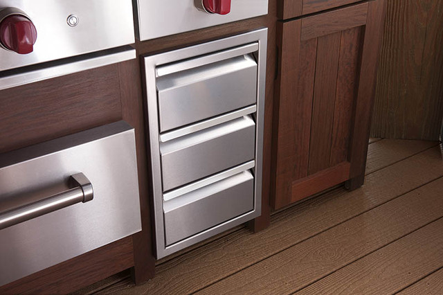 Sub-Zero Wolf Outdoor Kitchen - Modern - Patio - New York - von Sub ...