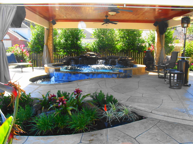 Swimming Pools, Patio Covers and Outdoor Kitchens - Patio - Houston ...