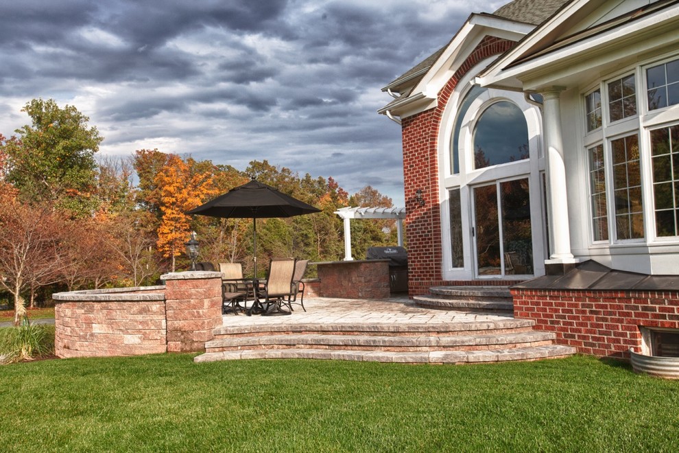 Techo-Bloc Patio with Seatwalls and Outdoor Kitchen - Patio - DC Metro ...