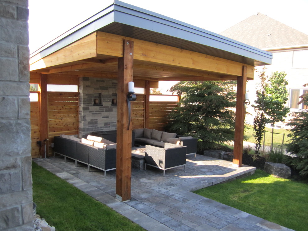 Terracewood Drive Deer Ridge Kitchener - Contemporary - Patio - Toronto ...