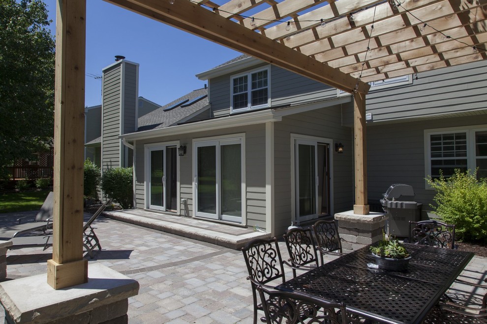 Terrific Taupe! A home with James Hardie Monterey Taupe siding & GAF ...