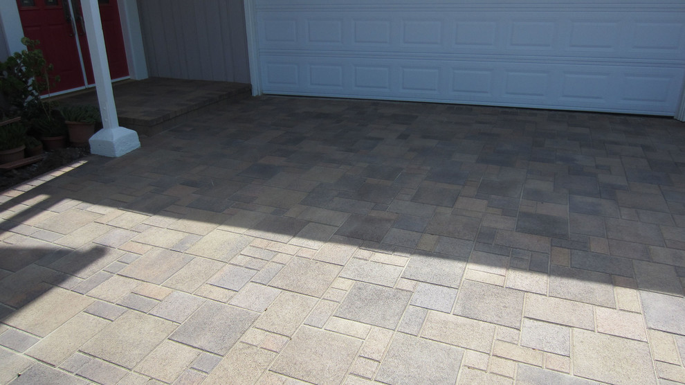 Thousand Oaks - Sloped Driveway - Orco - Villa – Tuscany - AFTER 10 ...