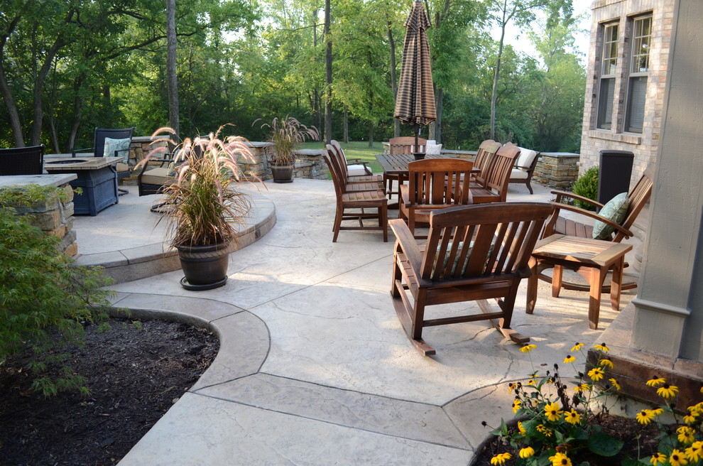 Tiered Backyard Patio - Traditional - Patio - Cincinnati - by ...