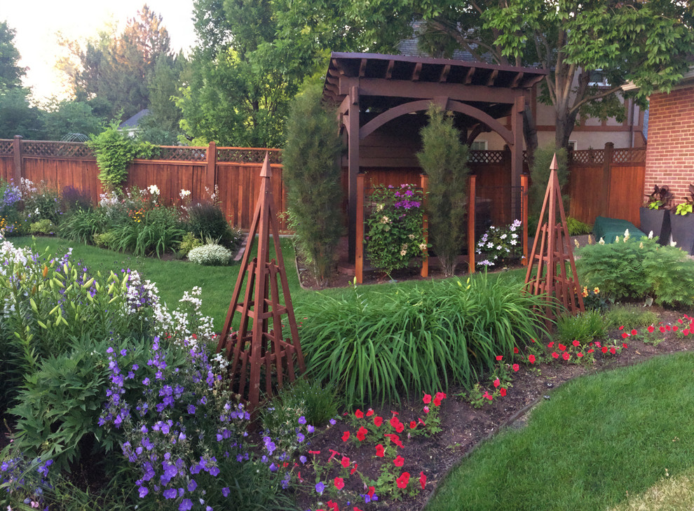 Timber Frame Pavilion With Privacy Panel Shade Hot Tub - Retro ...