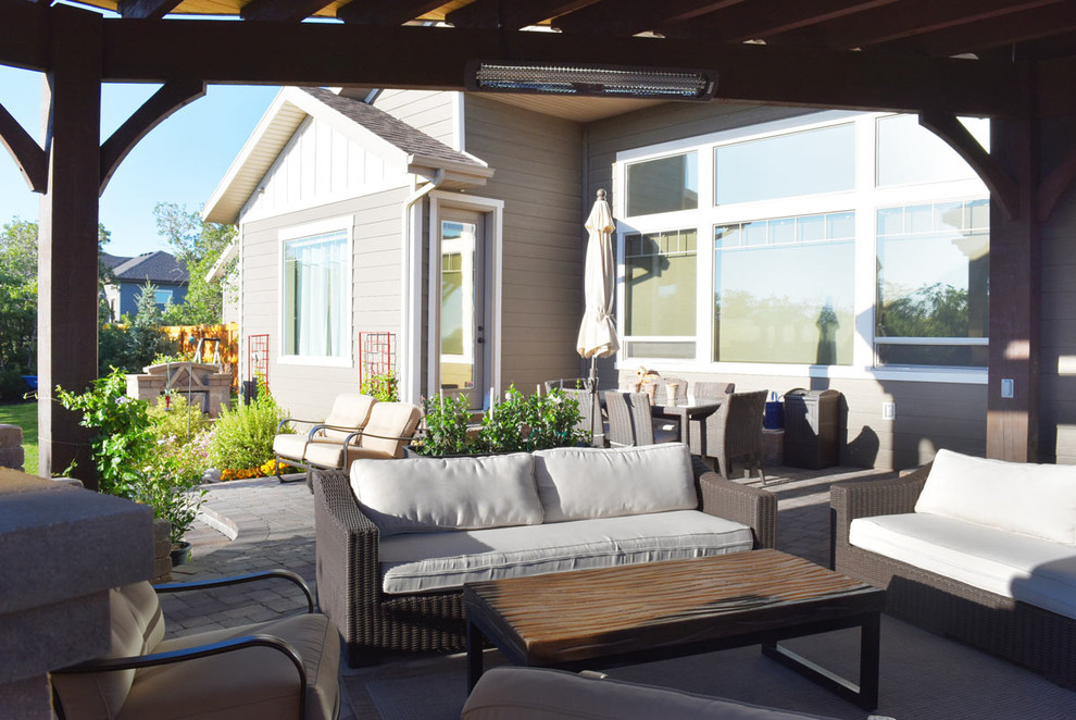 Timber Pavilion w/ Fireplace, Waterfall Fountains & BBQ Bar - Montagne ...