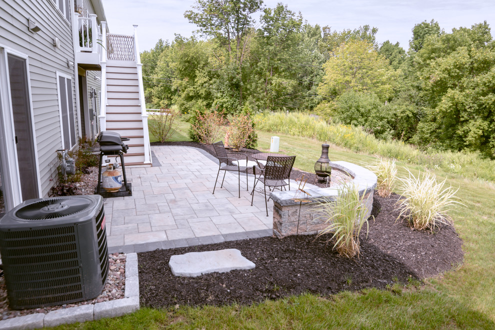 Townhouse Patio - Traditional - Patio - New York - by Town & Country ...