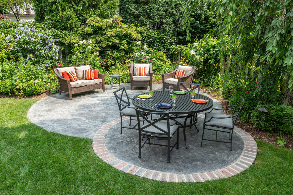 Traditional Backyard Landscape - Milwaukee - Traditional - Patio ...