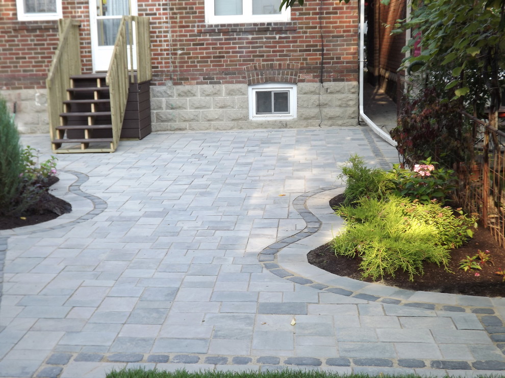 Traditional interlock patio - Patio - Toronto - by Paradise Views ...