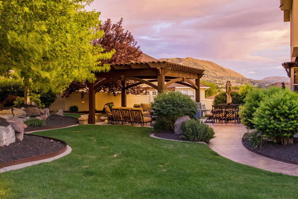 Trapezoid Perfect Pergola for Irregular Landscape - Transitional ...