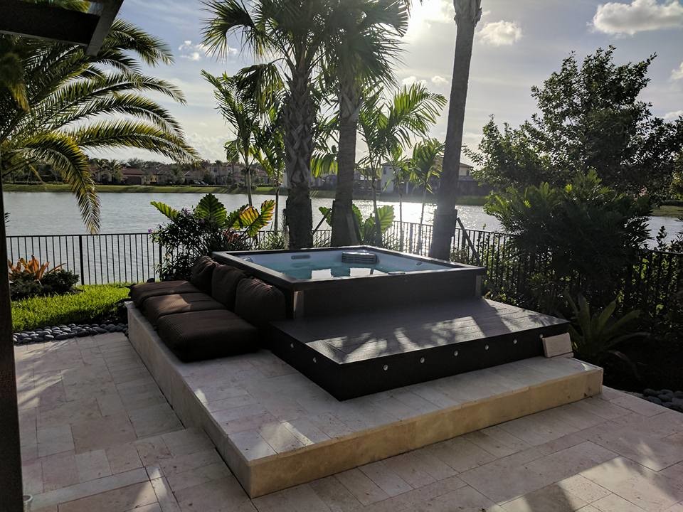 Tropical Landscape Installed With Modern Jacuzzi In Parkland ...