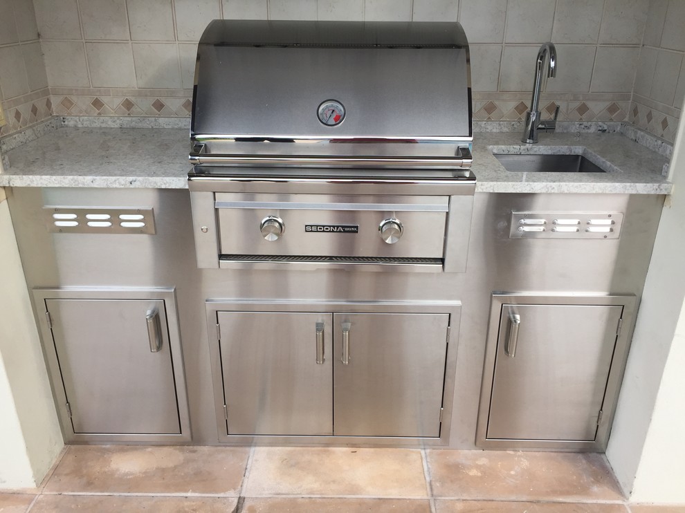 Trump National - Tropical - Patio - Miami - by Fischman Outdoor ...