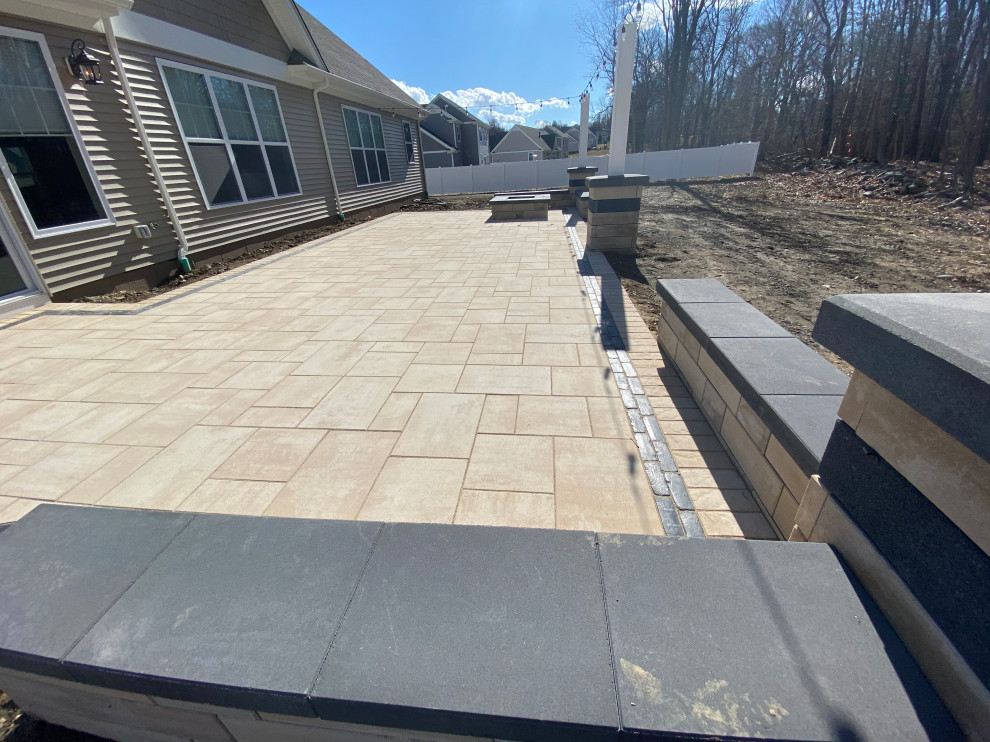 Unilock- Ucara wall, beacon hill patio - Modern - Patio - New York - by ...