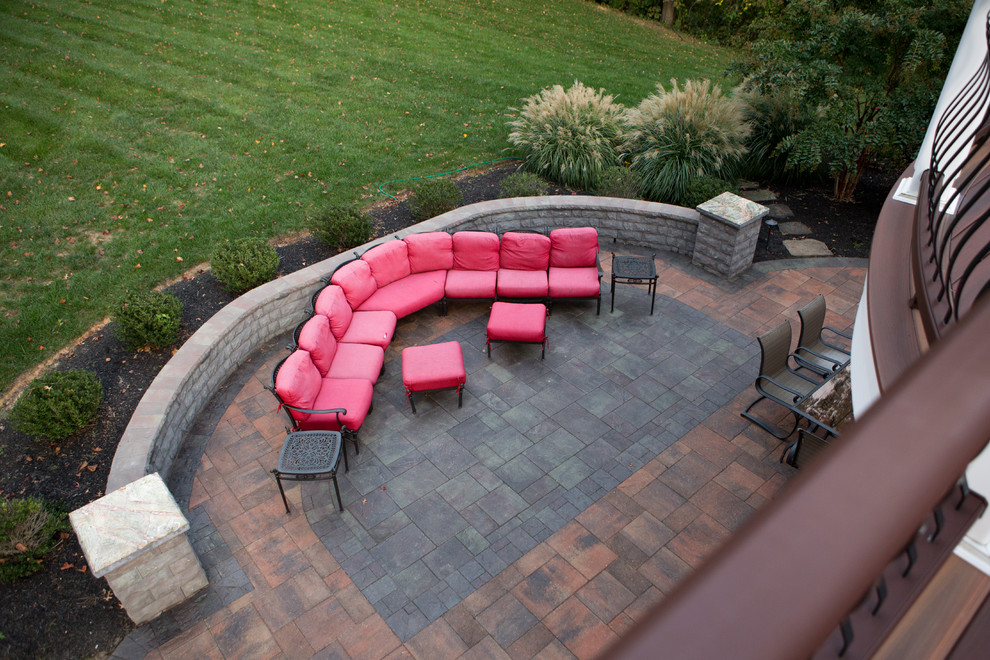 Upper Marlboro Curved Deck and Outdoor Entertainment Area - Patio - DC ...