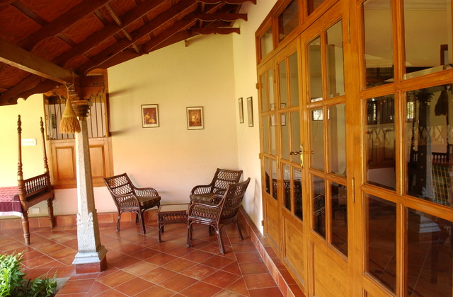 Verandah Seating - Indian - Patio - Chennai - by Benny Kuriakose | Houzz UK