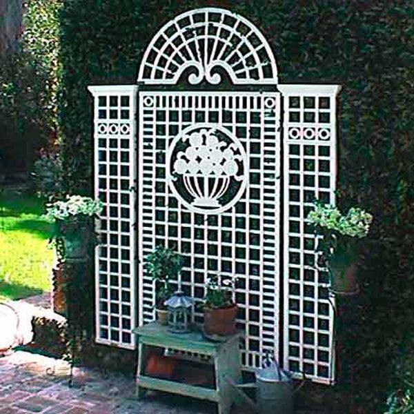 Vigny Outdoor Wall Trellis - Contemporary - Patio - Chicago - by Home ...