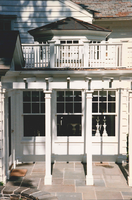 Vintage Colonial - Traditional - Patio - Boston - by Wallant ...