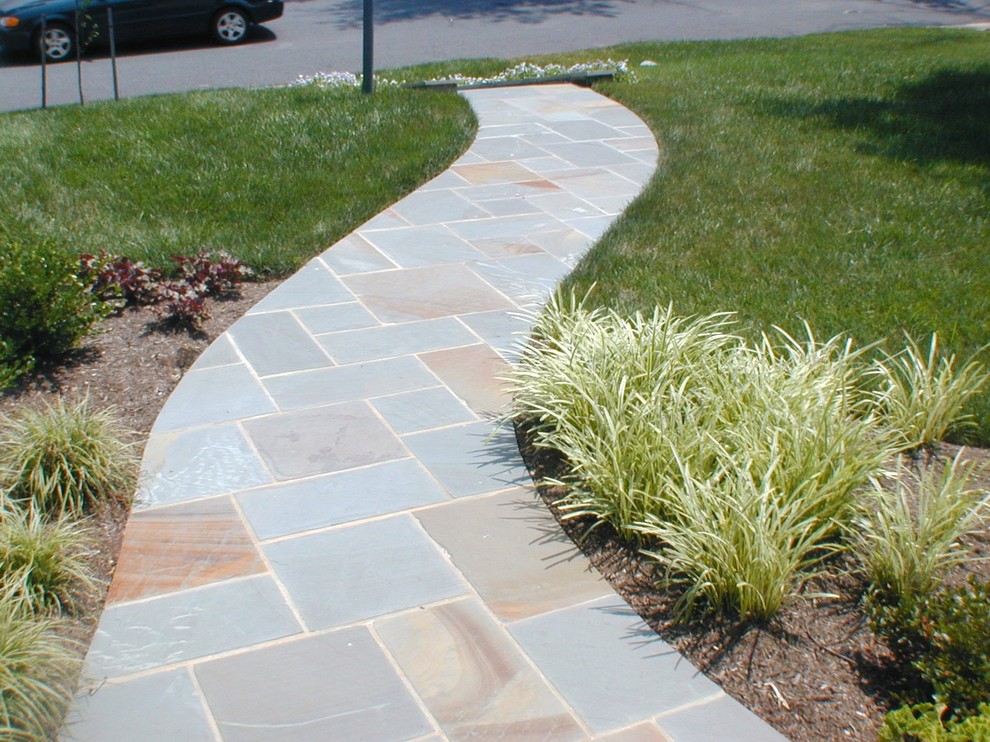 walkways - Landscape - DC Metro - by Solar Gardens | Houzz