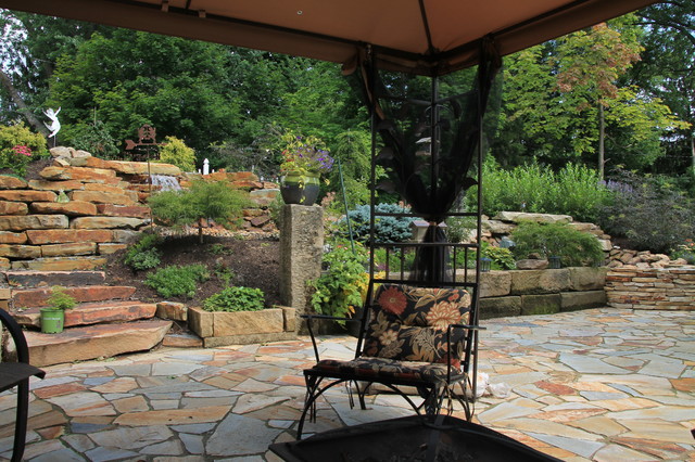 Waterfall/ Patio/ Vegetable Garden/ Rain Harvesting system. - Modern - Patio - Cleveland - von ...
