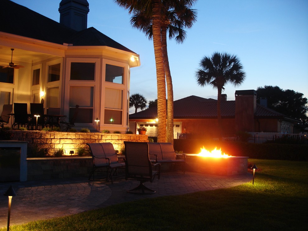 Waterside Patio - Modern - Patio - Jacksonville - by Core Outdoors, Inc ...