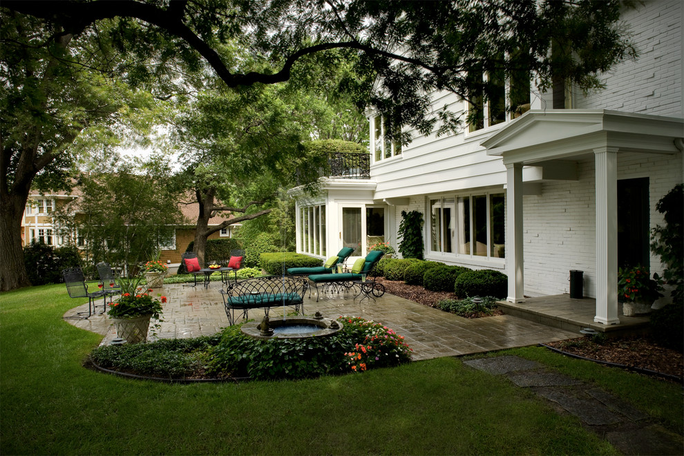 Well-manicured Landscape - Traditional - Patio - Minneapolis - by ...