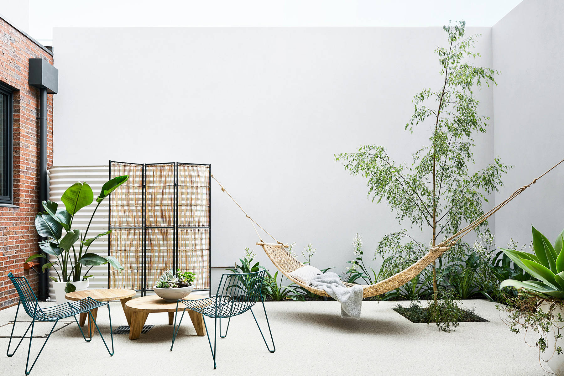 Picture Perfect: 21 Stylish Outdoor Seating Set-Ups | Houzz NZ