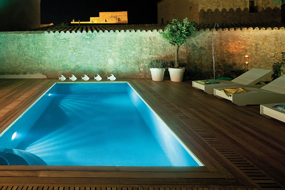 Piscina exterior en el Hotel Es Mares - Contemporary - Pool - Other ...
